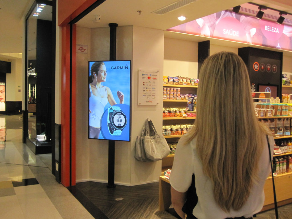 Vitrine digital faz sugestão personalizada ao consumidor