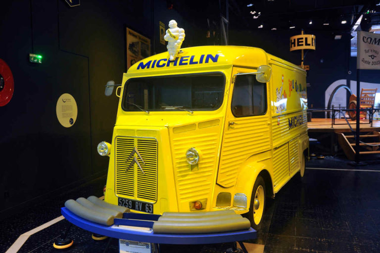 Boneco da Michelin: a história do mascote da fábrica francesa de pneus