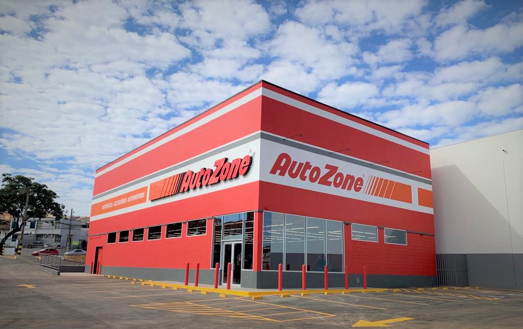 AutoZone acelera expansão no Brasil com três novas lojas inauguradas em ...